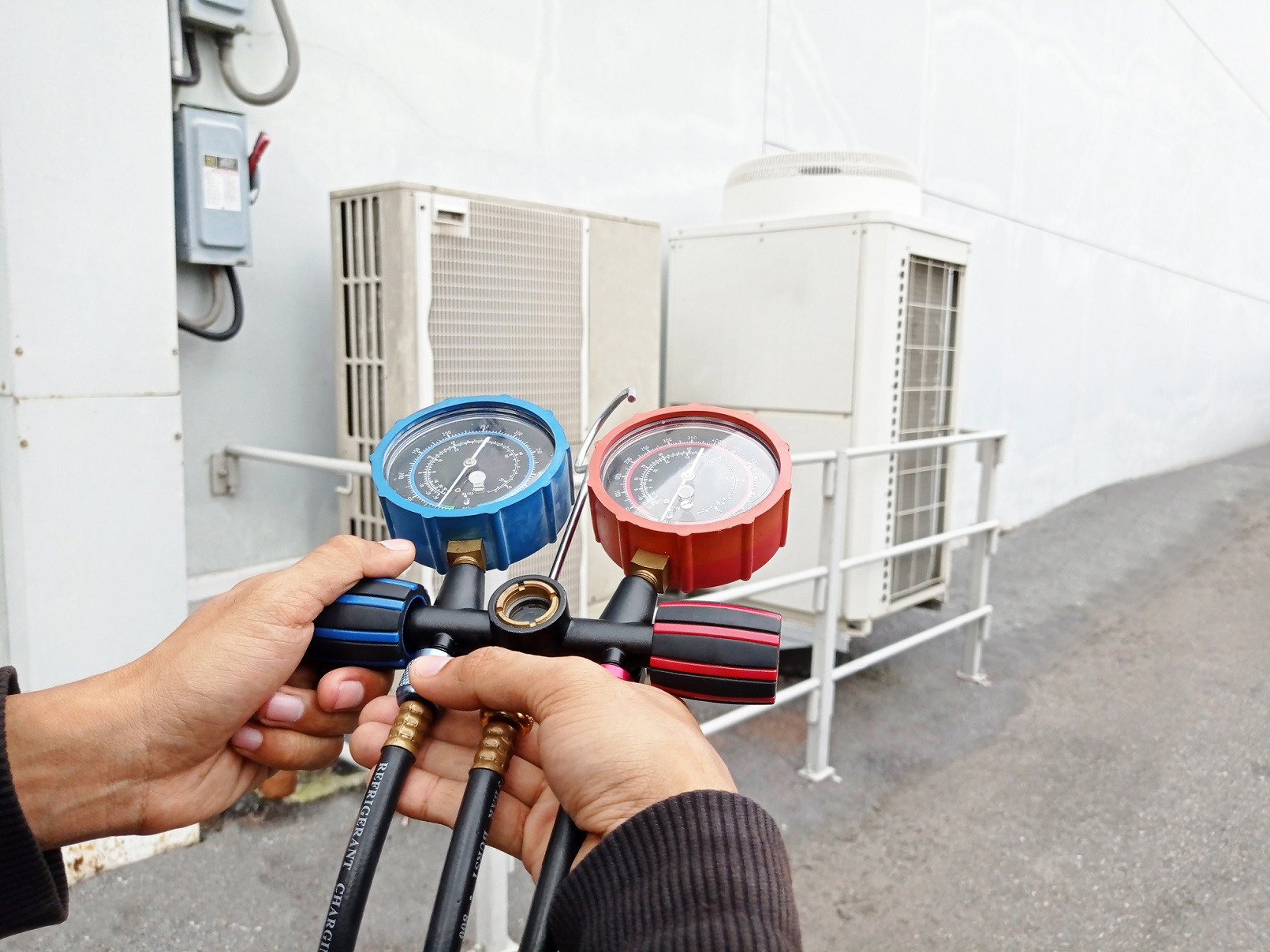 Low Freon: Repair vs. Refrigerant Recharge vs. System Upgrade | A ...